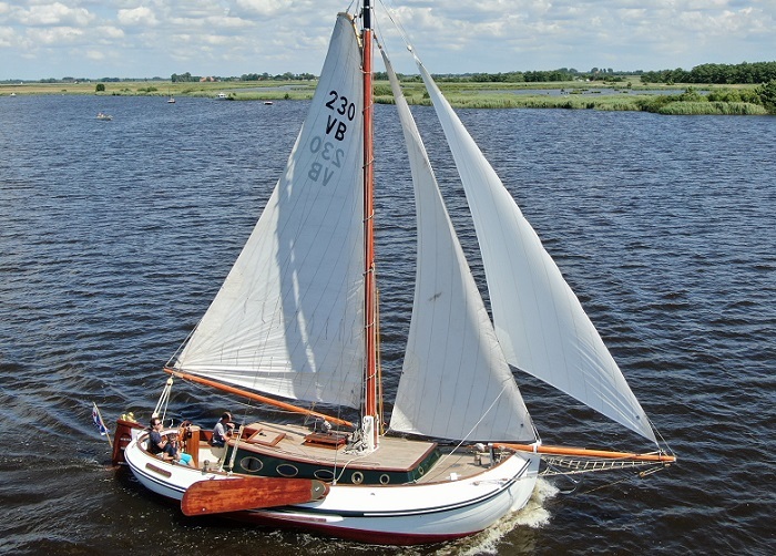 Platbodem kopen? Meer dan 50 platbodems te koop bij Heech by de Mar!